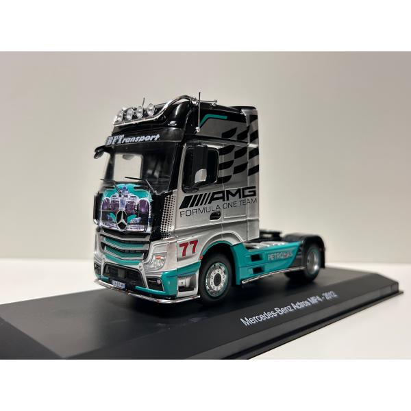 主に欧州で販売されていたコレクションブック付属のミニカーのみの販売となります。ミニカーのみのばらし品のため、ブリスター入りとなっており、包装にはスレや小傷等がございますのでご了承いただきますようよろしくお願い致します。こちらは海外倉庫より取...