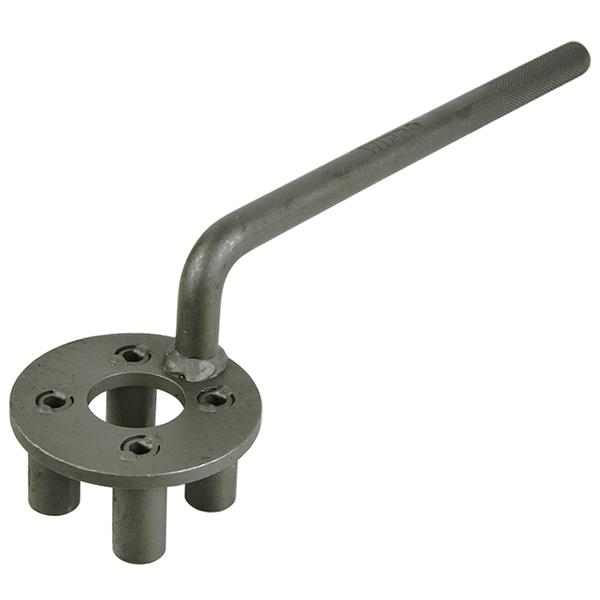 マニュアルクラッチ車両のノーマルクラッチアウターを脱着する際にクラッチアウターが空回りしないように固定するための専用工具です。 仕　様 全　長 ： 315mm 重　量 ： 600g 備　考 ：　ホンダ車はセンターロックナットレンチと共に使用...