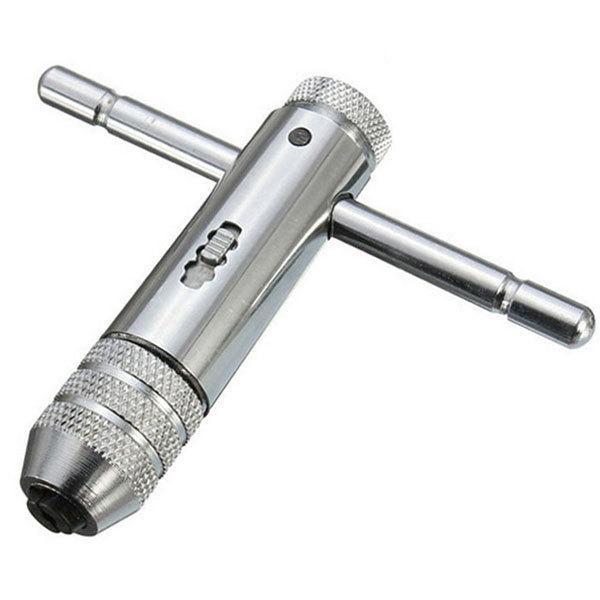 ・タップ加工、ネジ山修正などでタップを回すのに便利なタップレンチです。・正逆回転切り換えで、効率的にねじ切り作業ができます。・ラチェット式なのでタップ作業が素早くでき、いままで大変だったタップ作業がすんなり、　スムーズに作業を行う事が出来ま...