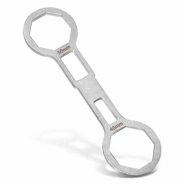 バイクのフロントフォークメンテナンスに欠かせない フォークキャップレンチ（50mm &amp; 46mm） です。高精度な設計で、確実にフォークキャップを脱着できる専用工具です。バイクの足回り整備には 専用工具の使用が必須 です！スムーズで...