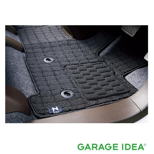 商品名：ホンダ エヌワゴン 純正アクセサリーフロアカーペットマット (スタンダードタイプ) ブラックHonda SENSING装備無し車用   ブランド名：ホンダ HONDA   純正品番：08P14-TKR-010      商品説明： ...