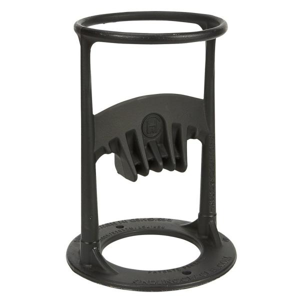 キンクラで焚き付けづくりの悩みを解決！キンドリングクラッカーとハンマーさえあれば、誰でも焚き付けがあっという間に山をなします。 最小限の力で、簡単に、そして安全に。キンドリングクラッカーの特徴● 刃の部分に手が入らない設計のため、安心して作...