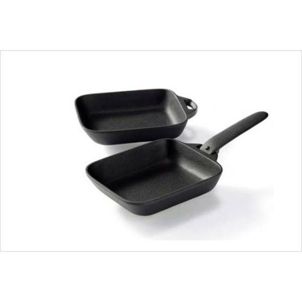 直火はもちろん、トースターや魚焼きグリルにも入るお手軽なサイズの「ちょこっと鍋2ケセット」。着脱式の専用ハンドルが付いているので、うつわとしてそのまま食卓へ運べます。浅形の鍋本体が2個セットになっています。スタッキングもでき、収納スペースに...