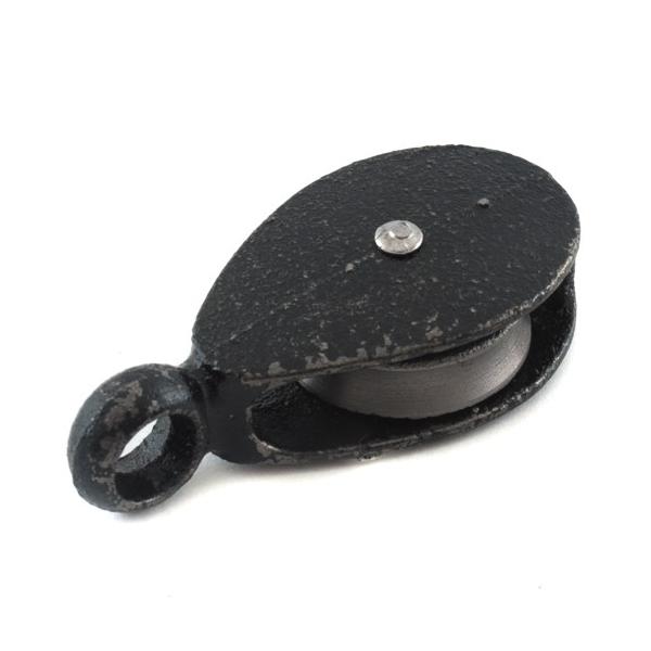 【特徴】ロープを通して滑車として使用します。【用途】滑車。【仕様】●サイズ：32mm。