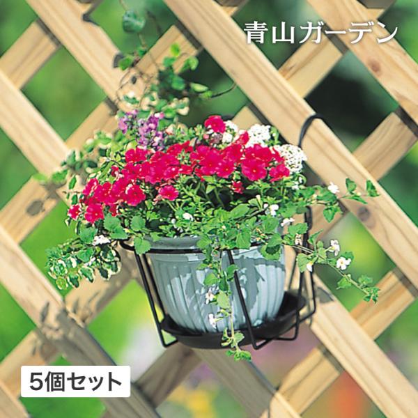 ■商品名：プラントホルダー シングル (小) 5個組■コード：37864700一般的な置くタイプのプランターでもこちらに乗せればハンギングプランタにー早変わり！4号サイズの鉢が入れられるプランターホルダーです。いつものガーデニングに高さを出...