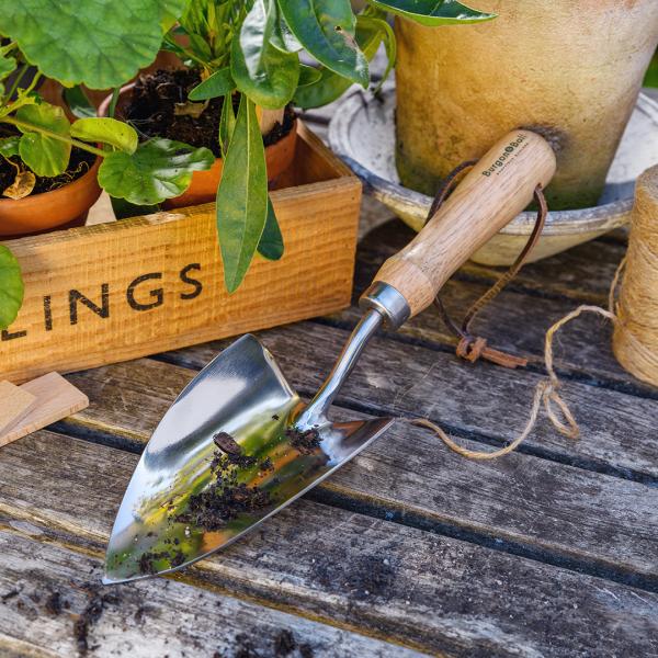 【商品名】 Groundbreaker Trowel（GTH/SGTRHS）【メーカー名】 Burgon&amp;Ball/バーゴン＆ボール【サイズ】 全長31.5cm×幅9cm【重さ】 約272g【材質】 ステンレススチール、FSC(R)...