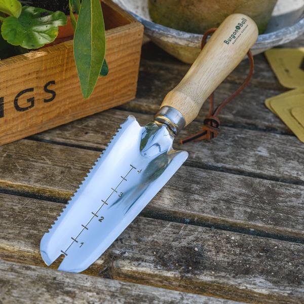 【商品名】 Weeding Trowel（GTH/SWTRHS）【メーカー名】 Burgon&amp;Ball/バーゴン＆ボール【カタログサイズ】 全長28cm×幅5.7cm【重さ】 約168g【材質】 ステンレススチール、FSC(R)認証...