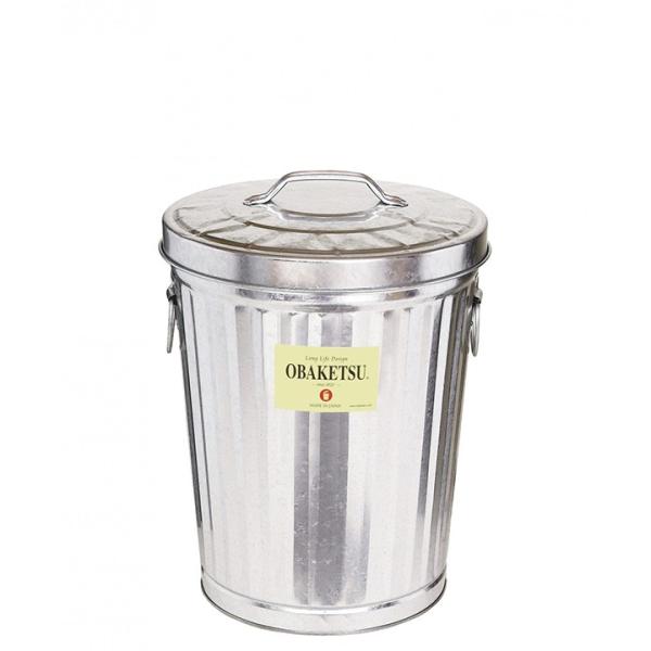 【商品名】 オバケツ　19L【メーカー】渡辺金属工業株式会社【サイズ】 本体底の直径24cm×口の直径30cm×高さ40cm【材質】本体：トタン（亜鉛メッキ鋼板）【重量】 1.55kg【容量】19L【生産国】 日本
