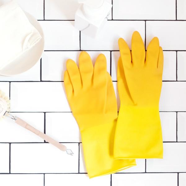 【商品名】 キッチン用ゴム手袋【メーカー】MARIGOLD　GLOVES/マリーゴールド・イギリス【サイズ】Sサイズ： 全長30cm　手のひらまわり19cm　中指の長さ7.3cmMサイズ： 全長31cm　手のひらまわり20.5cm　中指の長...