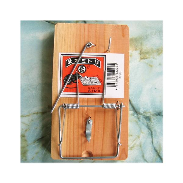 サイズ：縦約18cm×横約10cm×厚み約2.5cm取扱説明書つき※取扱説明書をよく読んで正しくお使いください。