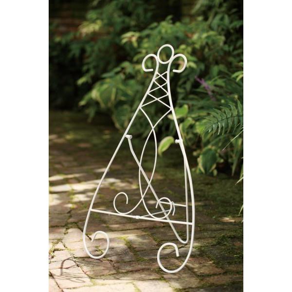 リングリースや壁掛け用プランターを掛けて楽しめるスタンドです。また、お気に入りの本や絵画なども飾れます。お庭でもお部屋の中でも大活躍です。色違いのブラックも用意しております。※商品について※製造上若干のキズ、塗装ハゲやサビなどがございますが...