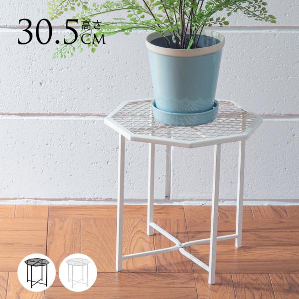 カラー:ブラック、ホワイト材質:アイアンサイズ/重さ:幅30cm×奥行30cm×高さ30.5cm備考:■植物に奥行きを、空間にセンスを添えるプランタースタンド洗練されたアイアンフレームに、メッシュの天板を合わせた抜け感のある佇まい。ミニマル...