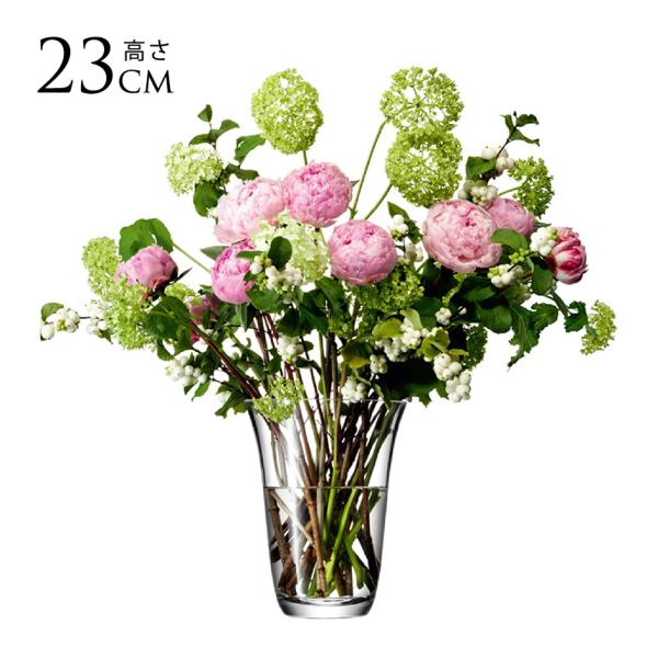 材質:ソーダガラスサイズ/重さ:W18×D18×H23cm1700g備考:手吹きで仕上げたシンプルなプロポーションの花瓶厚みがあり開口部が広がったフォルムが特徴。また、ポーランドの職人によって一つ一つハンドメイドで作られています。シンプルで...