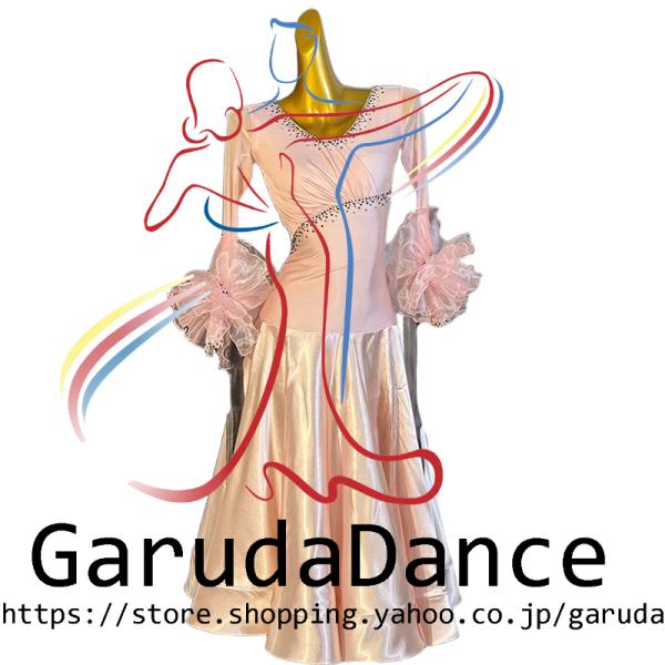 ストレッチ素材を使用しているため動きやすく、発表会や競技などにおすすめのレディースモダン社交ダンス衣装です。高級ドレスをぜひお楽しみにしてください。魅力的なセミオーダーも承っております。Sサイズ 着丈125 バスト79-83 ウエスト62-...