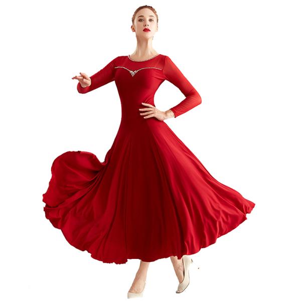 ストレッチ素材で動きやすく、発表会、競技、練習などにおすすめのレディースモダン社交ダンス衣装です。伸縮性がありとても着心地が良いワンランク上の生地を使用しています。ぜひお楽しみにしてください。[サイズ/cm] Sサイズ　　着丈126　バスト...