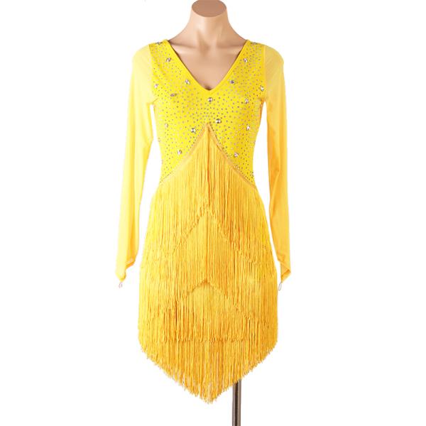 ストレッチ素材で動きやすく、発表会、競技、練習などにおすすめのレディースモダン社交ダンス衣装です。伸縮性がありとても着心地が良いワンランク上の生地を使用しています。[サイズ/cm]     S/　　バスト78-84　　ウエスト62-66　ヒ...