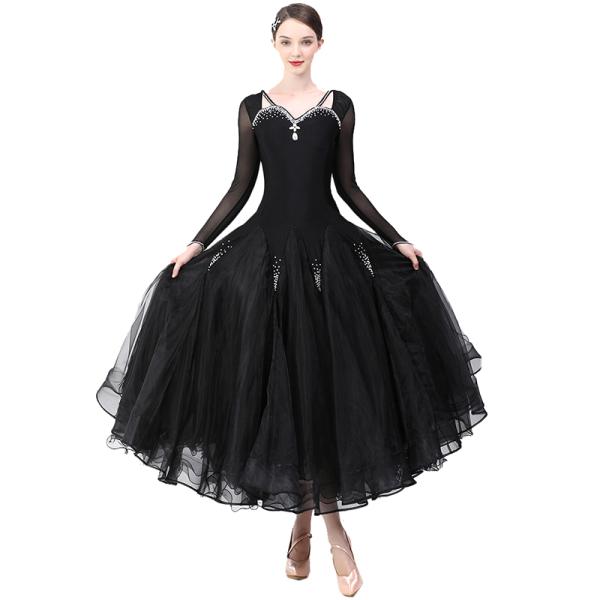 ストレッチ素材で動きやすく、発表会、競技、練習などにおすすめのレディースモダン社交ダンス衣装です。伸縮性がありとても着心地が良いワンランク上の生地を使用しています。ぜひお楽しみにしてください。[サイズ/cm] S/　着丈130　バスト70-...