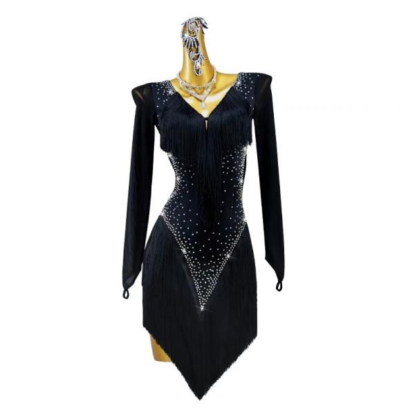 ストレッチ素材で動きやすく、発表会、競技、練習などにおすすめのレディースモダン社交ダンス衣装です。伸縮性がありとても着心地が良いワンランク上の生地を使用しています。[サイズ/cm]サイズS   　身長150-157cm バスト79-83　ウ...