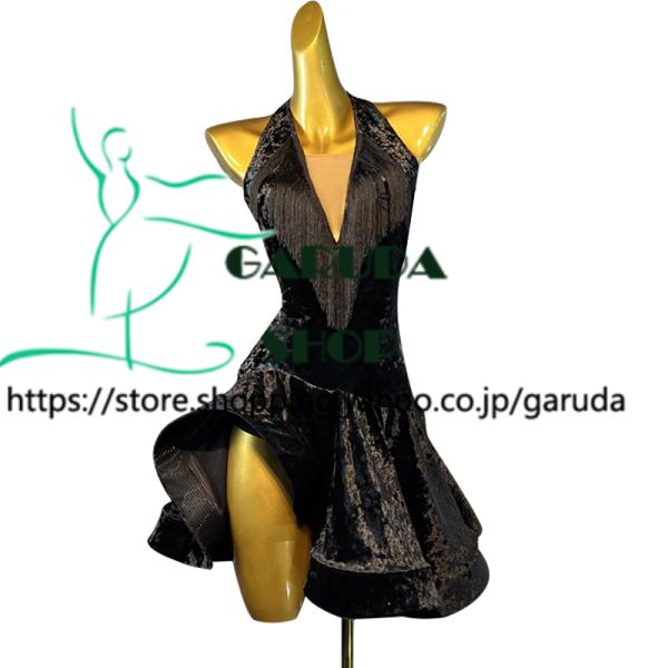 ストレッチ素材で動きやすく、発表会、競技、練習などにおすすめのレディースモダン社交ダンス衣装です。伸縮性がありとても着心地が良いワンランク上の生地を使用しています。[サイズ/cm]     S/　　バスト78-84　　ウエスト62-66　ヒ...