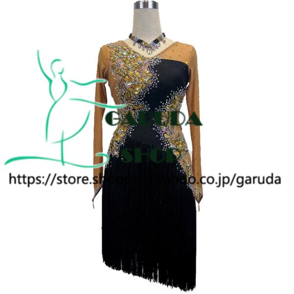 ストレッチ素材を使用しているため動きやすく、発表会や競技などにおすすめのレディースラテンドレスです。高級ドレスをぜひお楽しみにしてください。魅力的なセミオーダーも承っております。Sサイズ  身長150-157 バスト79-83 ウエスト62...