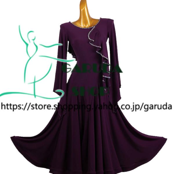 ストレッチ素材を使用しているため動きやすく、発表会や競技などにおすすめのレディースモダン社交ダンス衣装です。高級ドレスをぜひお楽しみにしてください。魅力的なセミオーダーも承っております。Sサイズ 着丈125 バスト79-83 ウエスト62-...