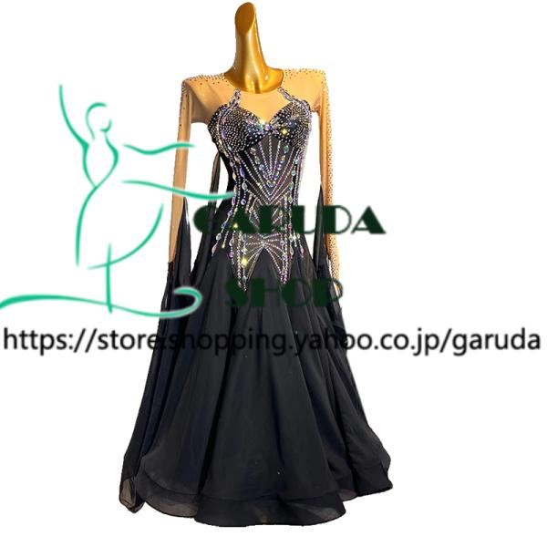 ストレッチ素材を使用しているため動きやすく、発表会や競技などにおすすめのレディースモダン社交ダンス衣装です。高級ドレスをぜひお楽しみにしてください。魅力的なセミオーダーも承っております。Sサイズ  着丈125 バスト79-83 ウエスト62...