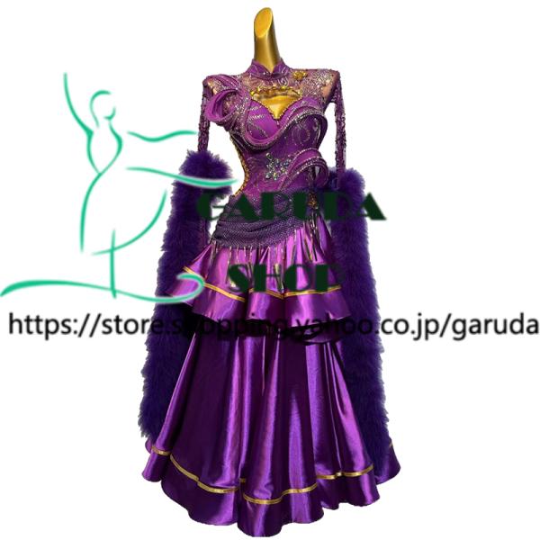 ストレッチ素材を使用しているため動きやすく、発表会や競技などにおすすめのレディースモダン社交ダンス衣装です。高級ドレスをぜひお楽しみにしてください。魅力的なセミオーダーも承っております。Sサイズ  着丈125 バスト79-83 ウエスト62...