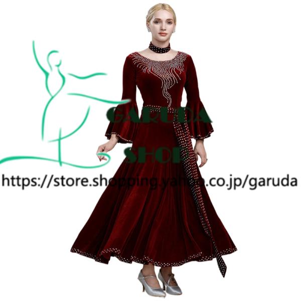 ストレッチ素材で動きやすく、発表会、競技、練習などにおすすめのレディースモダン社交ダンス衣装です。伸縮性がありとても着心地が良いワンランク上の生地を使用しています。ぜひお楽しみにしてください。[サイズ/cm] Sサイズ　　着丈125  バス...