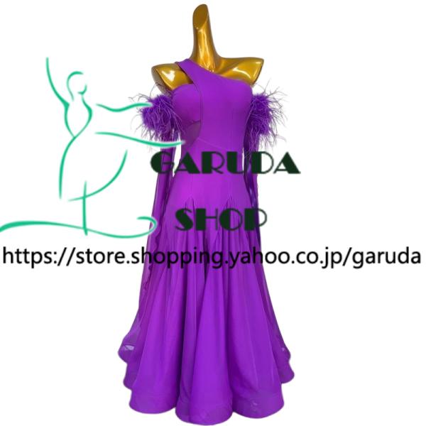 ストレッチ素材を使用しているため動きやすく、発表会や競技などにおすすめのレディースモダン社交ダンス衣装です。高級ドレスをぜひお楽しみにしてください。魅力的なセミオーダーも承っております。Sサイズ 着丈125 バスト79-83 ウエスト62-...