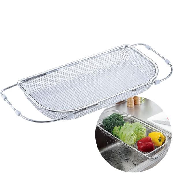 ステンレス製で長く使える、丈夫な網を使用した水切りカゴ。シンクのRにフィットするD型なので広く使えます。シンクの奥行き41〜53cm※に対応する、伸縮自在のスライド式。※奥行き50cm以内のシンク推奨野菜や食器の水切りに最適です。サイズ　幅...