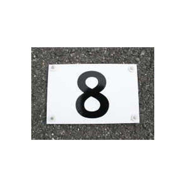 駐車エリアの地面に取り付ける、車で踏んでも割れにくい番号プレートです。