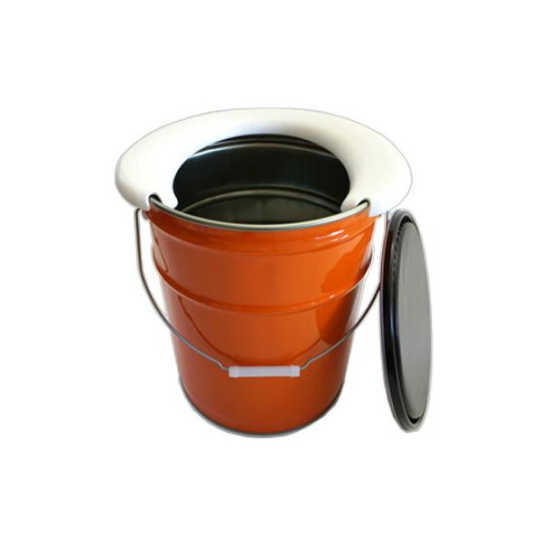 マイペールは、軽量で水や汚れに強いので、災害用簡易トイレの備蓄をご検討されておられる方や、アウトドア、キャンプ等でトイレをお探しの方におすすめです。ペール缶をトイレとして使用できるように、便座がセットされています。