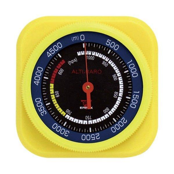 新色のイエローで紛失削減。●4500mまで測定可能。見やすいアナログ高度・気圧計。●薄型でコンパクト。