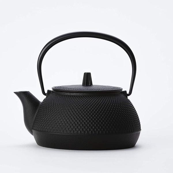 【商品の特徴】・お湯を注ぎ、急須として。・小型鉄瓶として少量の湯沸かしに。・熱源はガスはもちろんIH100V・200Vにも対応。・沸かしたお湯には体が吸収しやすい二化鉄を多く含んだ鉄分が溶出します。【商品の仕様】サイズ(cm)：6×14×H...