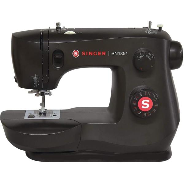 【商品の特徴】・両手が自由に使える、フットコントローラータイプ。・シックでお洒落なBlack Edition。・スピードコントロール機能付きフットコントローラーで細かい作業もラクラク。・レバーひとつでカンタン糸通し。・厚物生地の重ねぬいもO...