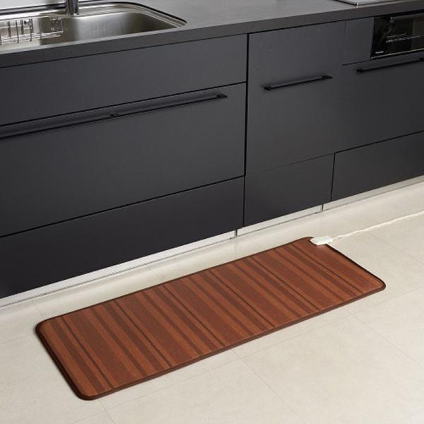 【商品の特徴】表面はポリウレタン製なので、水がこぼれてもサッと拭き取り出来ます。裏面すべり止め加工付き。【商品の仕様】カラー：ブラウン ボーダーA商品サイズ：約幅 120×奥行 45×高さ 1 cm材質表皮：ポリウレタン裏面ポリエステル(す...