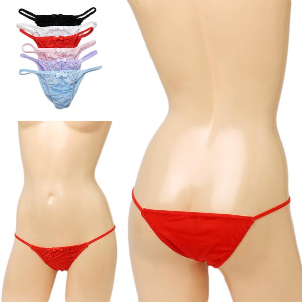 メンズ、レディース共用の男女兼用ユニセックスショーツです。脇細タイプのハーフバックショーツ。フロントにレース生地とサテンリボンをあしらっています。身生地はふわっとした肌触りでクリアな透け感のあるツルツルもちもちT2M2素材でよく伸びます。置...