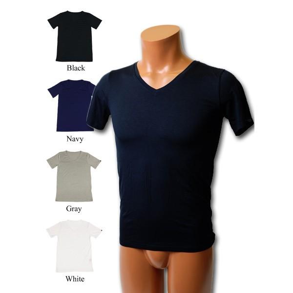 究極の肌触りと履き心地で国内最高品質ブランド「Gravevault」から誕生した「ATYPICAL FOR GRAVEVAULT」。・究極の肌触り（伸縮性、柔軟性、耐久性）に機能性（抗菌、消臭、紫外線防止）、快適性（吸水、速乾性）を加えた新...