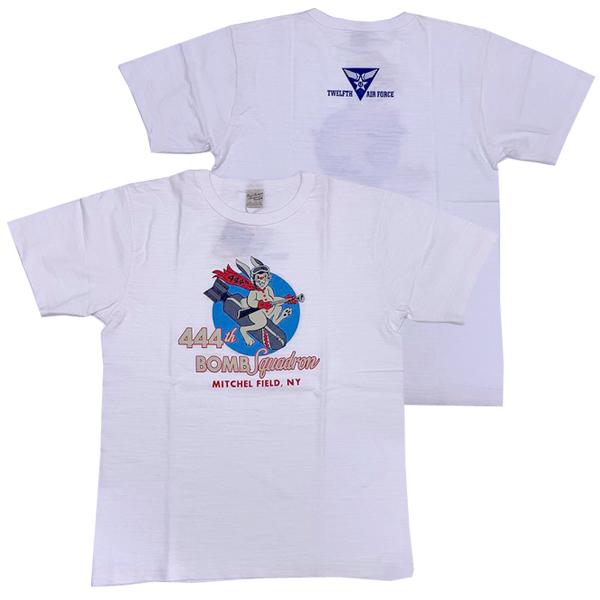 今回のモデルは東洋エンタープライズが手がけるブランド、バズリクソンズ BUZZ RICKSON'Sから半袖プリントTシャツ “444th BOMB.SQ” のご紹介です。バズリクソンズオリジナル生地で比較的厚手の日本製丸胴スラブボディを使用...