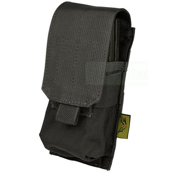 サバイバルゲーム(サバゲー)でも人気の高いFLYYE社製の装備品。M4やM16等のエアガン用マガジンを収納できるマグポーチです。MOLLEシステム対応のプレートキャリア等に取り付けることが可能です。ブラックカラー。