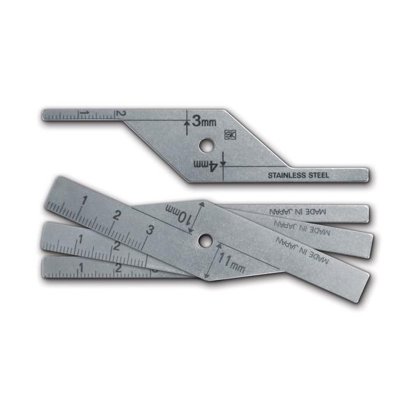 納期について：取寄品3〜5営業日目発送予定★欠品時除くメーカー名：新潟精機(株)【 特長 】・ルート間隔・突合せ継手ルート間隔測定用限界ゲージです。・ゲージリーフ4枚セットです。・すきまゲージとしても利用できます。・プラスチックケース付です...