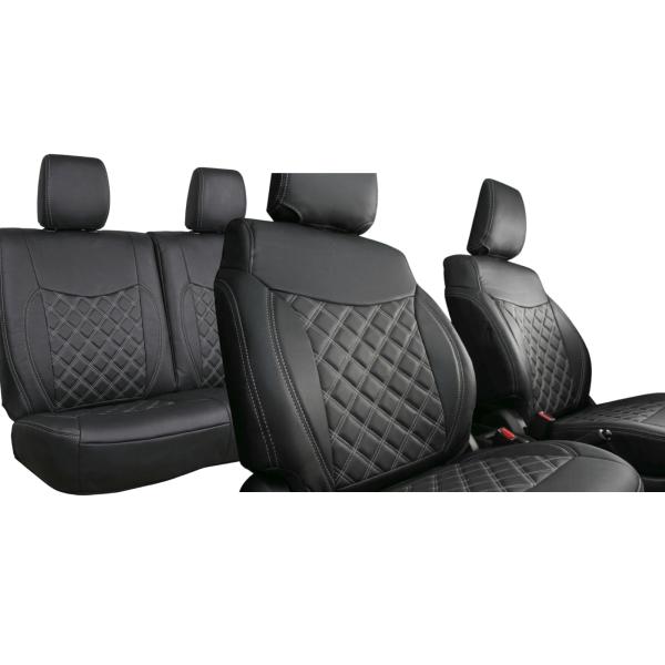 商品名：ジムニーノマド JC74専用 プレミアムシートカバー型番：JC74-WS-1903（ホワイト） / JC74-BK-1903（ブラック）素材：高品質PVCレザー（難燃性素材）カラー：ブラック生地×ホワイトステッチ or ブラックステ...