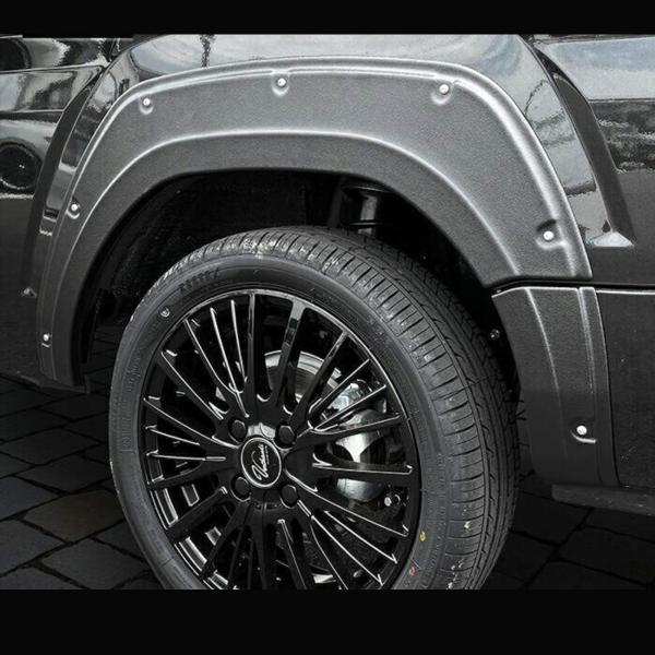 商品名：ハイゼット S500系専用 オーバーフェンダー型番：OF002素材：ABS樹脂（チッピング調ブラック塗装済）カラー：ブラックサイズ：出幅：片側約9mm対応車種：ダイハツ ハイゼットトラック / ハイゼットジャンボ（S500P / S...