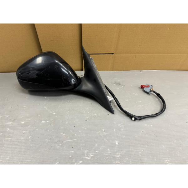 商品情報こちらの商品は中古です。商品状態はCランクになります。不具合は無く、使用可能な商品区分 純正メーカー 商品名 アルファロメオ (ZAR939) 右 ドアミラー b4144-gyr品番状態詳細 全体的に スリキズ 線キズ 小キズ多 雨...