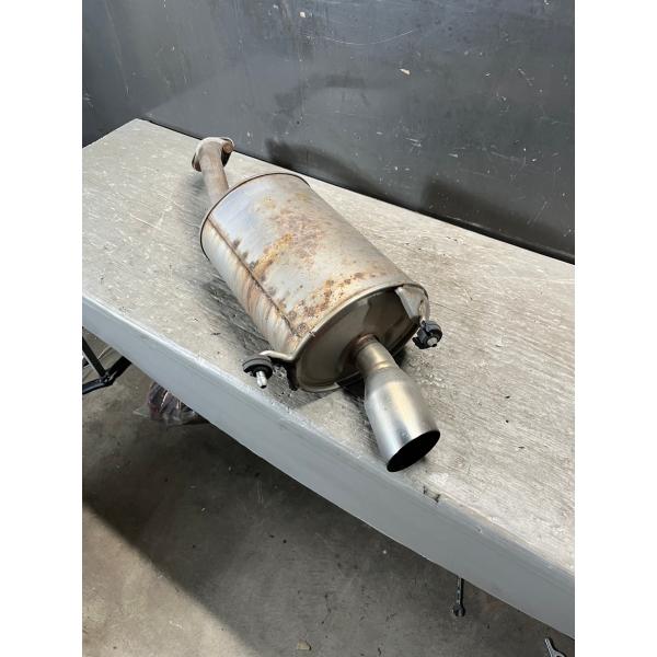 商品情報：こちらの商品は中古です。商品状態：こちらの商品はCランクになります。               ※不具合は無く、使用可能な商品となります。商品名：ホンダ ストリーム RSZ 前期 (RN8) 純正 リア マフラー HONDA A...