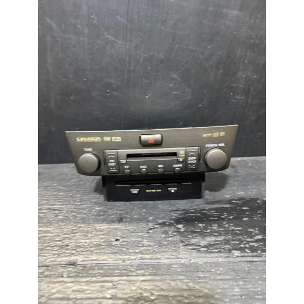 商品情報：こちらの商品は中古です。商品状態：こちらの商品はFランクになります。               ※動作未確認の為、ジャンク扱いとなります。商品名：トヨタ 31 セルシオ C 後期 (UCF31) 純正 DVD チェンジャー CD...