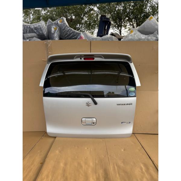 商品情報：こちらの商品は中古です。商品状態：こちらの商品はCランクになります。               ※不具合は無く、使用可能な商品となります。              商品名：スズキ 44 ワゴンR FZ 3型 (MH44S) 純...