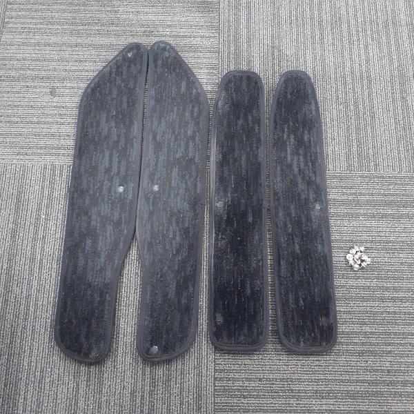 商品情報こちらの商品は中古です。商品状態はCランクになります。不具合は無く、使用可能な商品商品名  トヨタ ヴェルファイア ANH20 外し FD19 ステップマット エントランスマット スカッフプレートマット マット b88107-gyr...