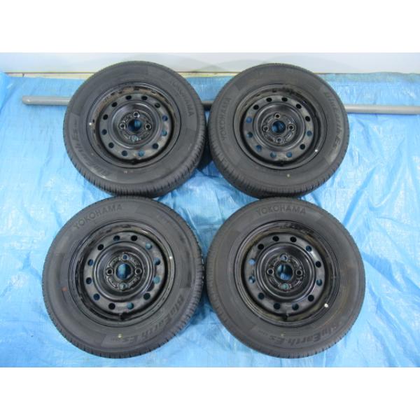 中古ホイール+中古タイヤセットホイールトヨタ純正鉄ホイール13-4.5B 4H PCD100 SET+35 ハブ径約54mmタイヤYOKOHAMA BluEarth ES32165/70R132024年製中古 4本トータル金額は落札金額プラ...