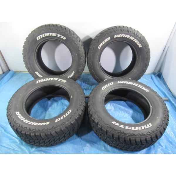 中古タイヤセットタイヤMONSTA MUD WARRIORLT 235/70R16 104/101Q2022年製中古4本セットトータル金額は落札金額プラス送料（4本地域別）※沖縄県全域/全国離島は中継料別途プラスかかります。●残り溝センター...